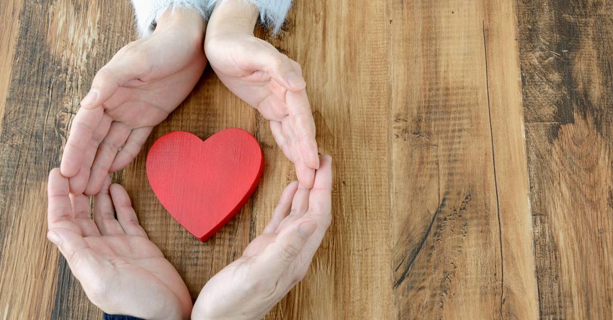 Looking for Love Online: the Evolution of Dating in the Internet Age