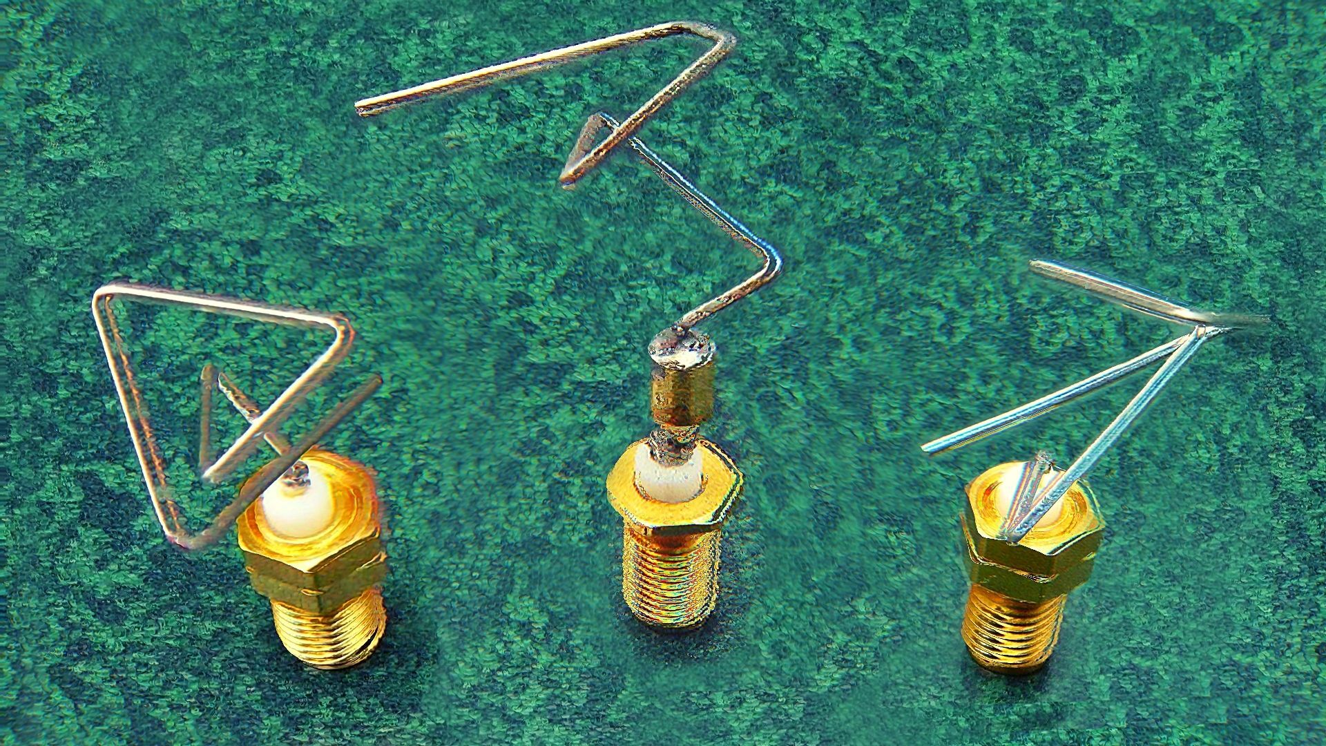 Evolutionary Algorithms: How Natural Selection Beats Human Design