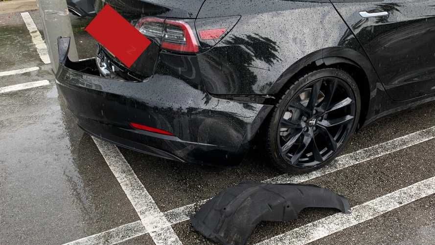 Tesla Model 3 Bumper Breaks Off, Flies While Driving Through Puddle