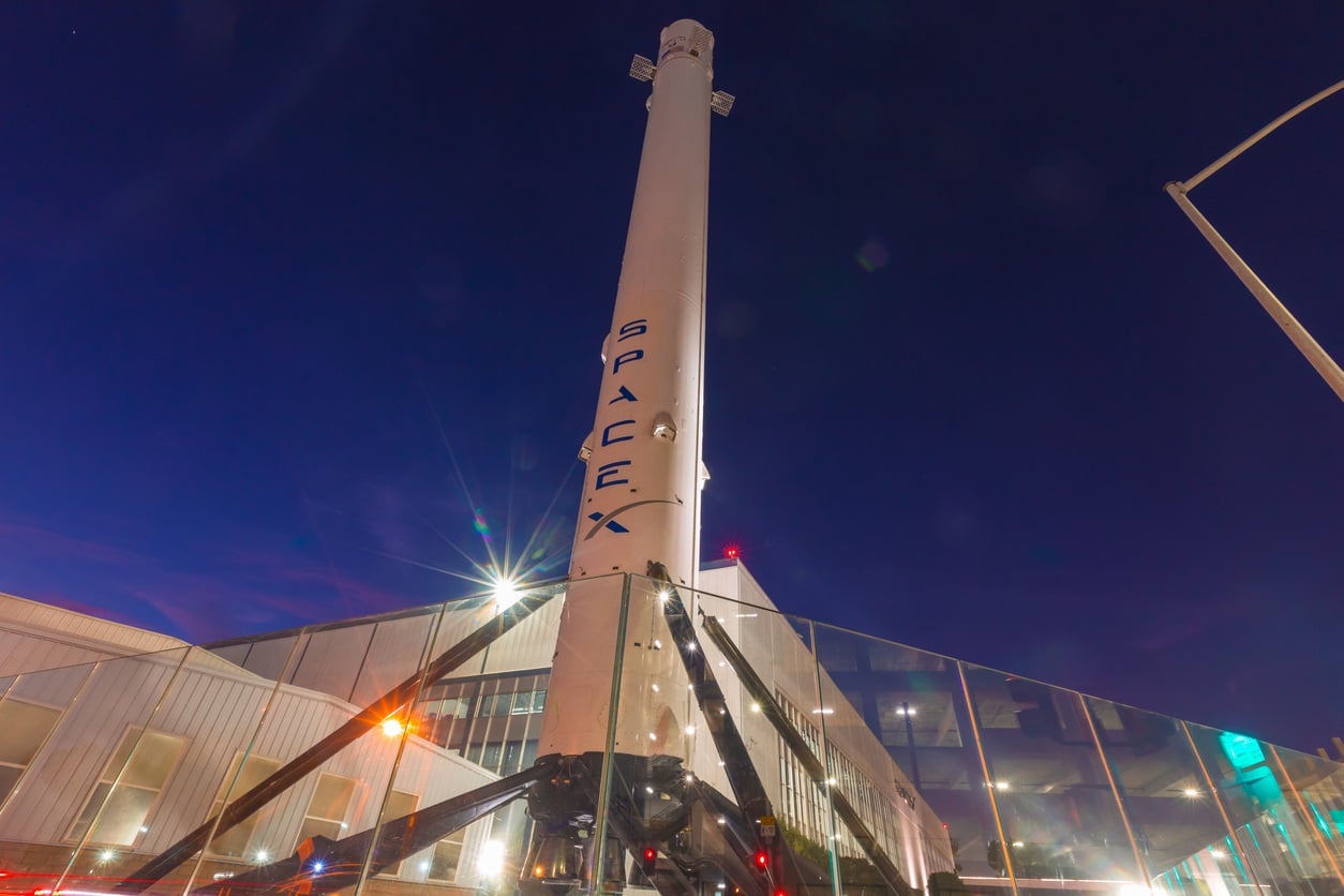 SpaceX to Become the Largest Satellite Operator With Nighttime Launch