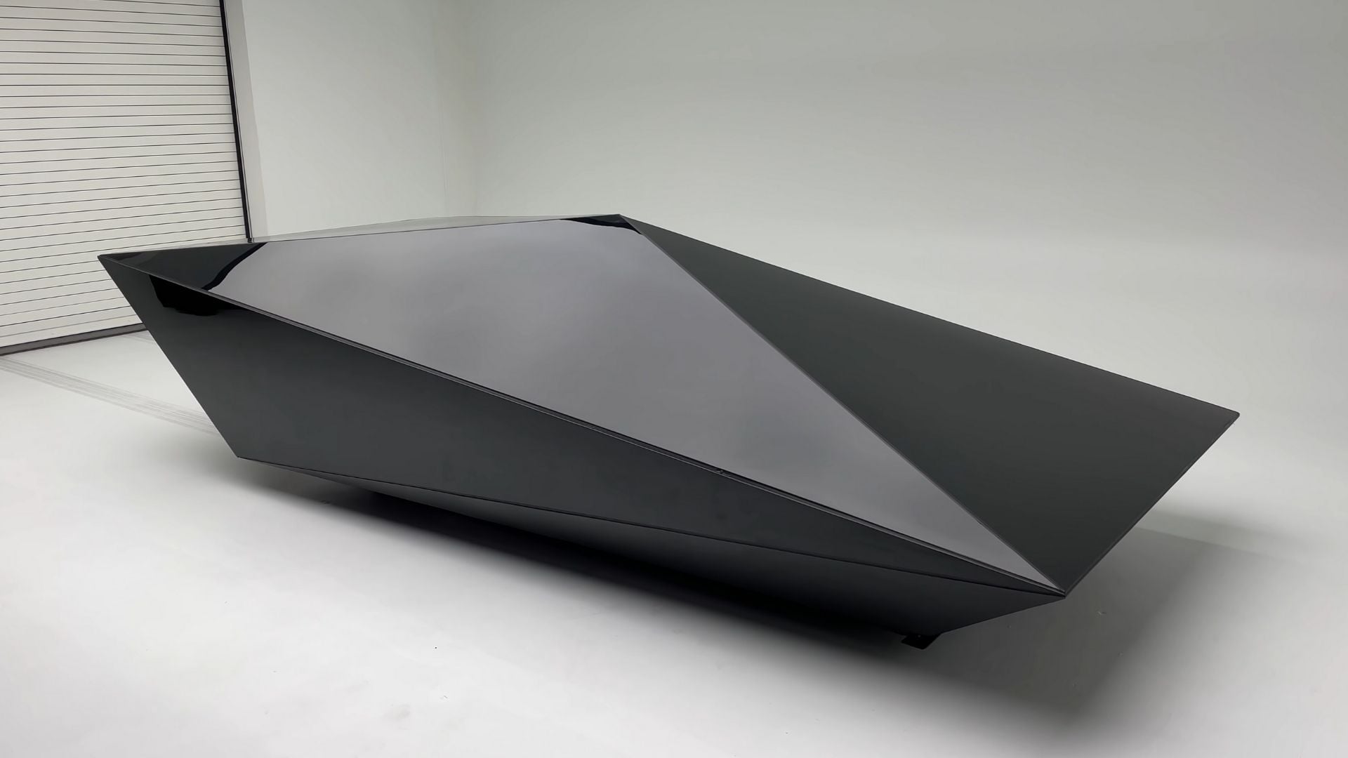 A 'Lo-Res' Variant of Lamborghini's Countach Is Stalking Your Streets