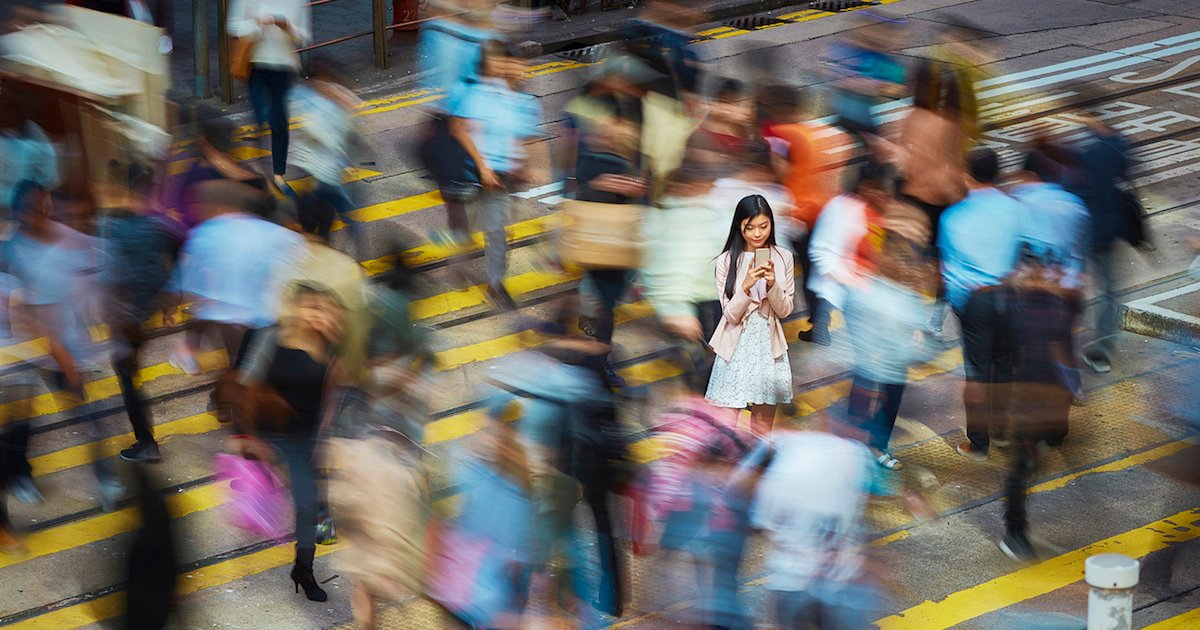 China's New 500-Megapixel Camera Can Pick You out in a Crowd of Thousands