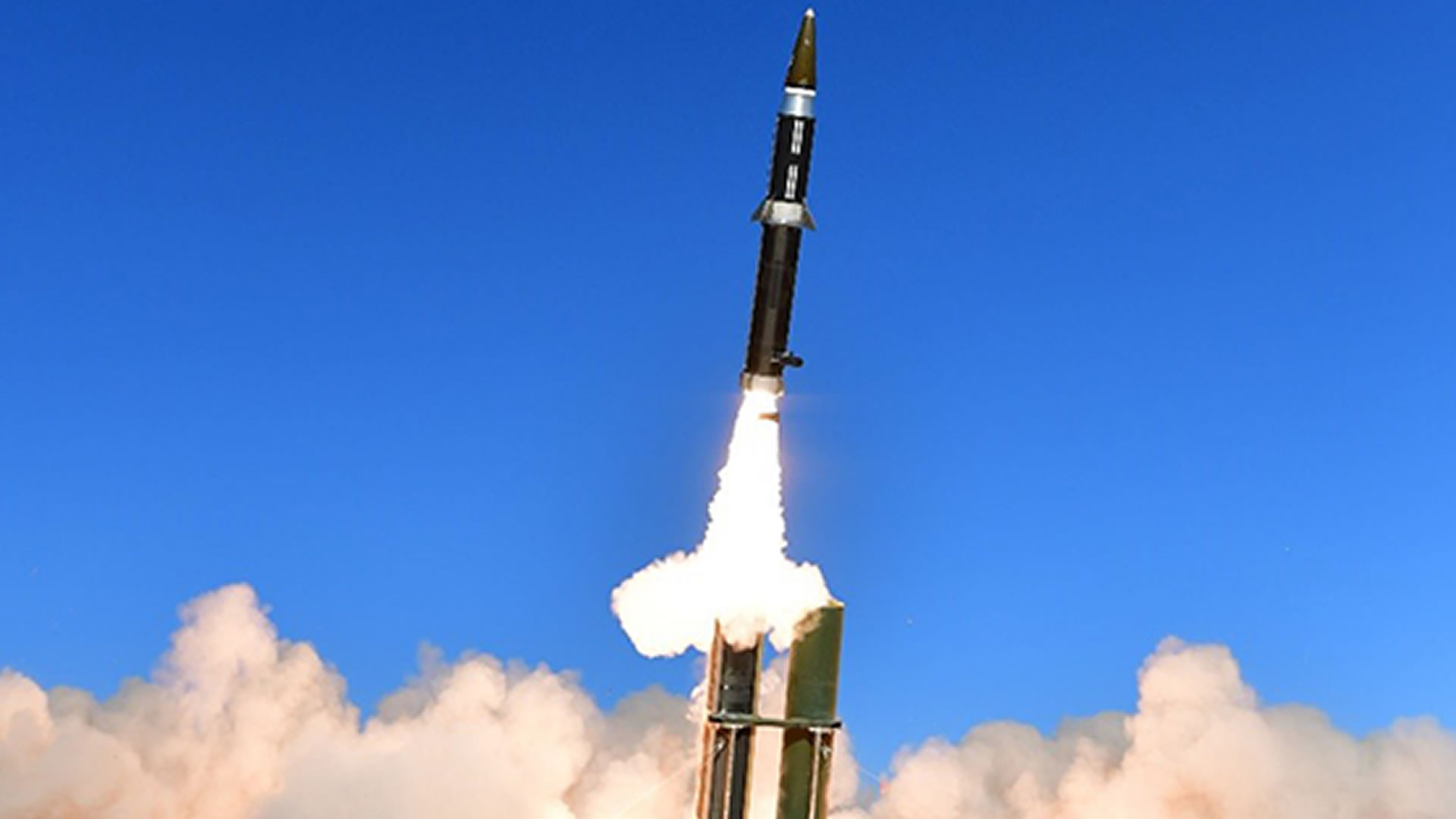 DARPA's hypersonic missile completes its first flight successfully