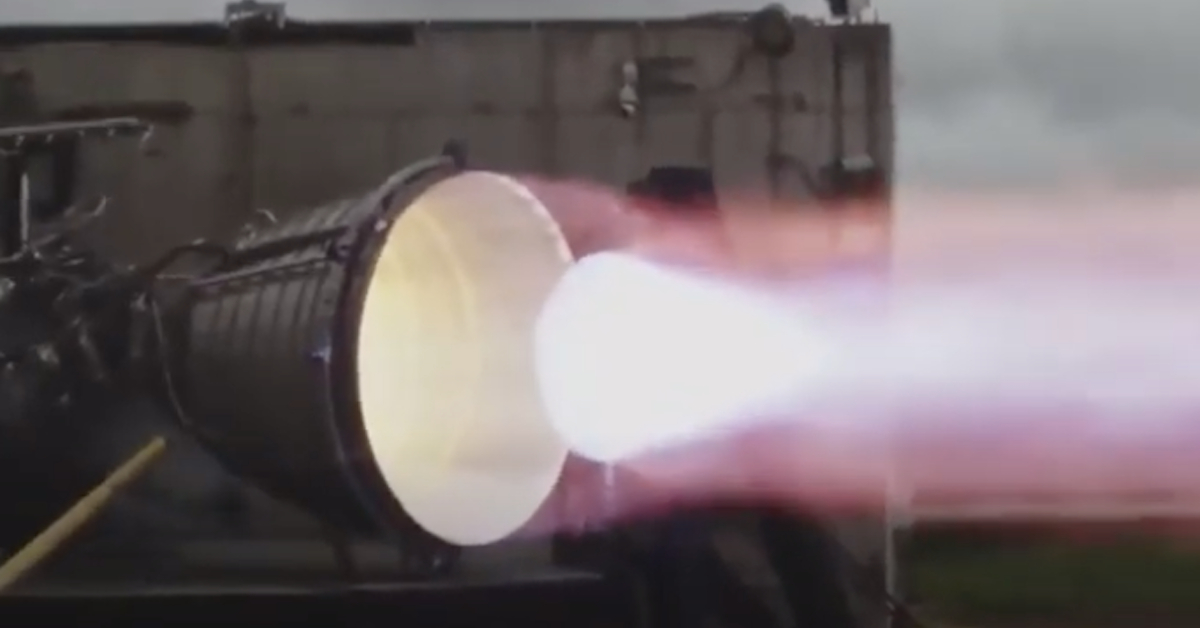 SpaceX Successfully Fires up Starship's First Raptor Vacuum Engine