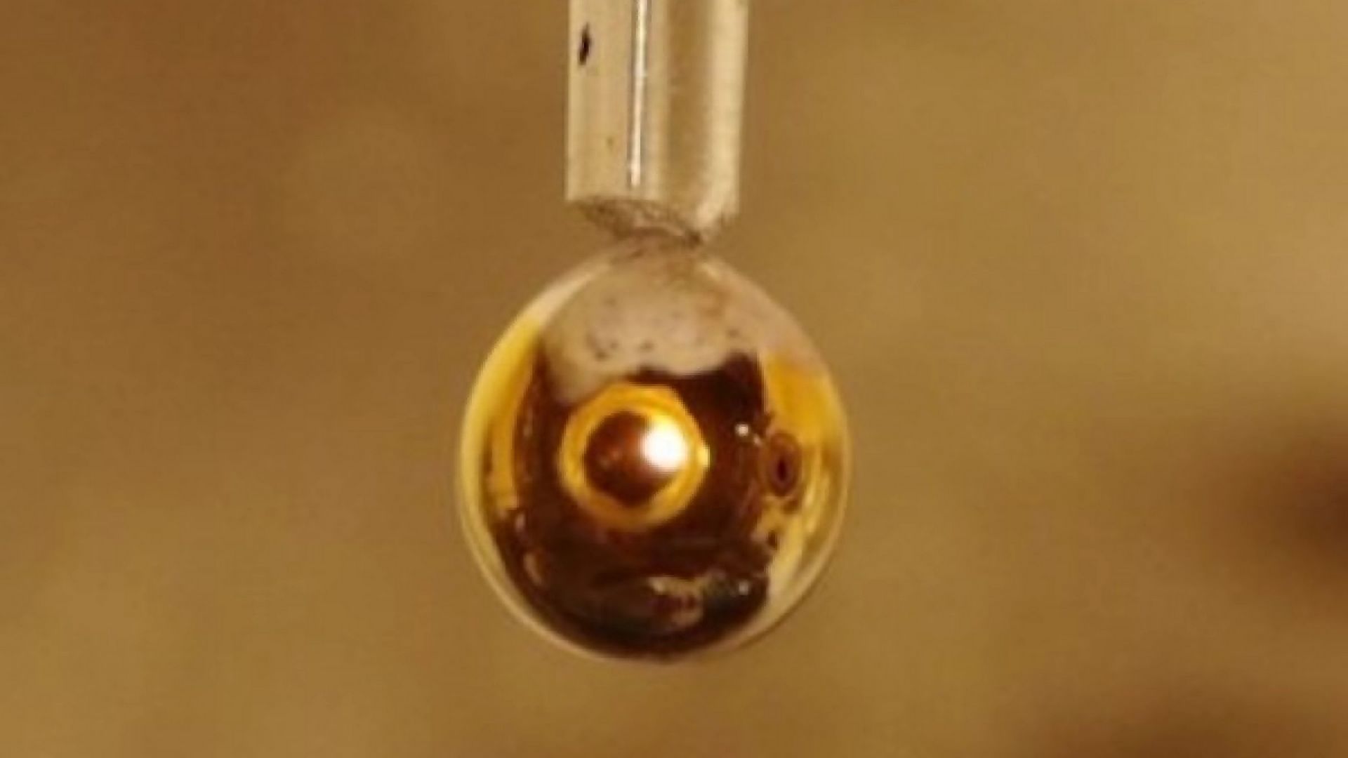 Scientists Transform Water Into Metallic State, Allowing It to Conduct ...