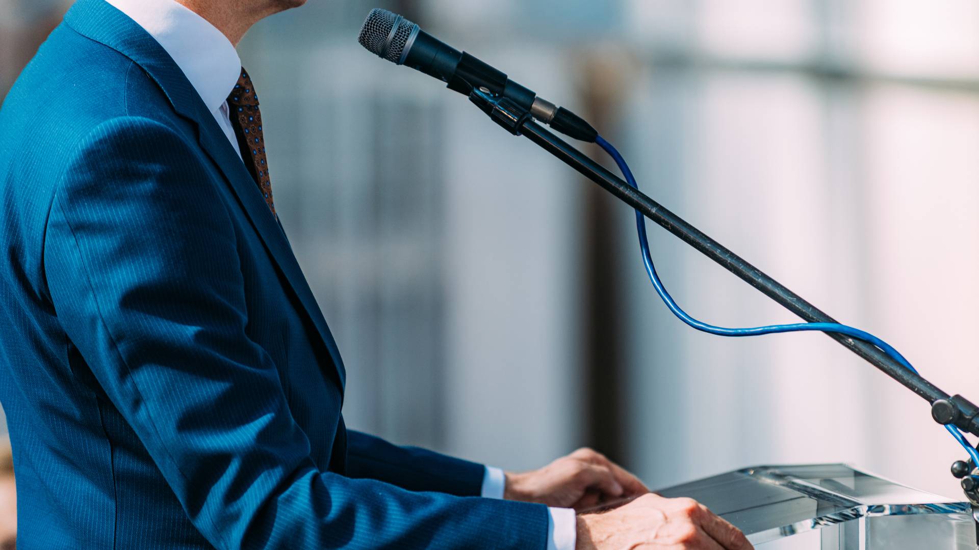 People Can Tell an Autocrat Just by Taking a Glance at Them