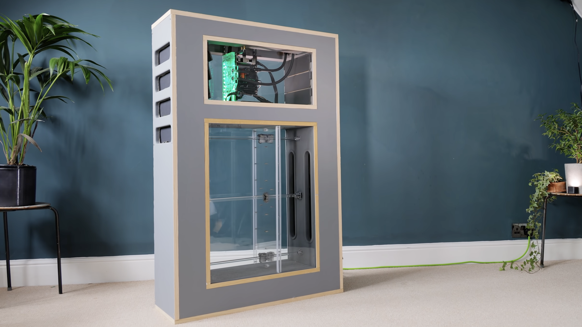 This DIY 'Breathing' RTX 3080 Gaming PC Needs No Fans