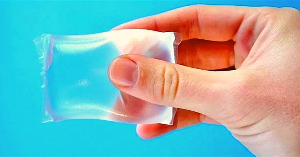 Startup Making Fully-Edible 'Plastic' Sauce Packets From Seaweed