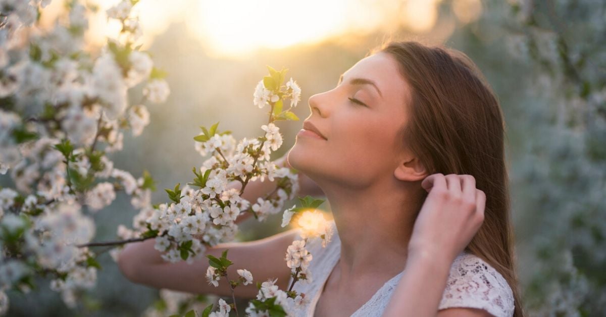 Researchers Discovered Two Women Can Smell without the Olfactory Bulb
