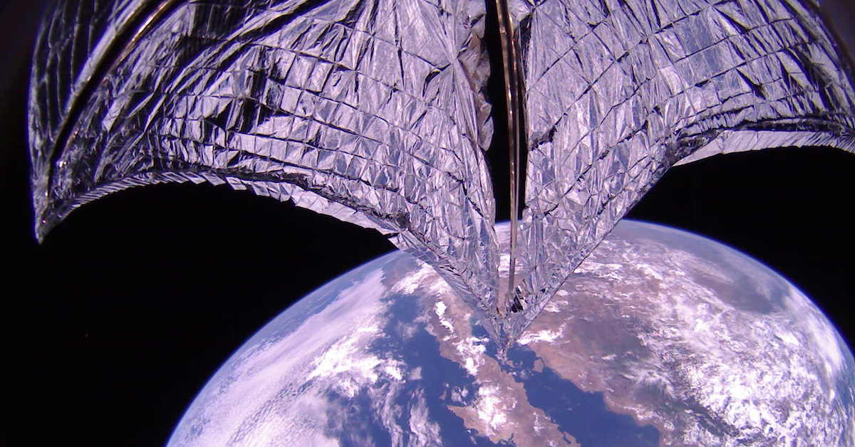 LightSail 2: Solar Sail Spacecraft Raises its Orbit by 3.2 Kilometers ...