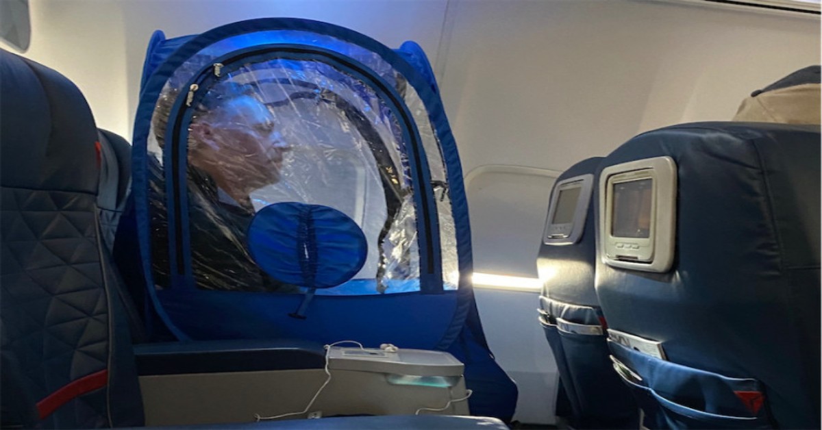 A Plastic Indoors Airplane Tent to Protect from the Coronavirus