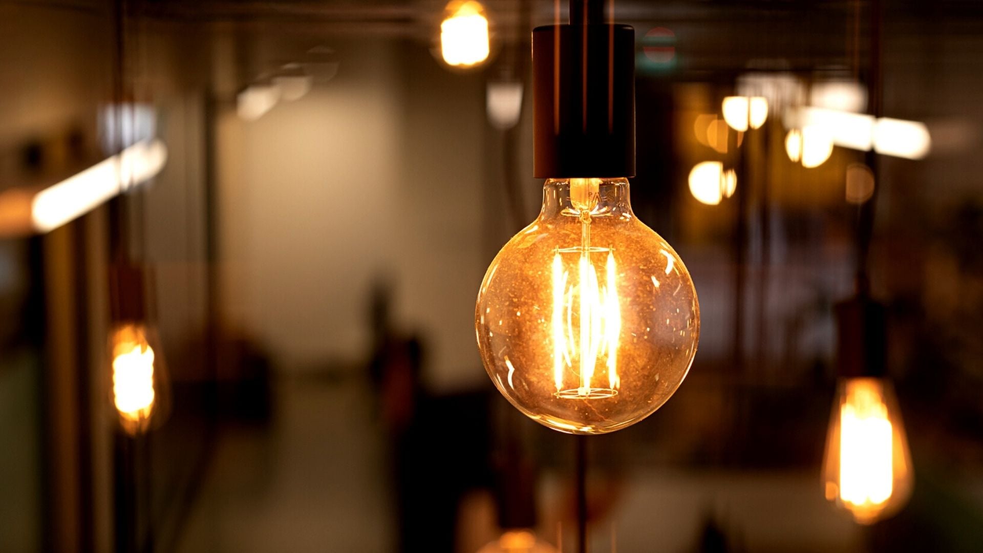 Ohm's Law 101: Its Formula, History, and Applications