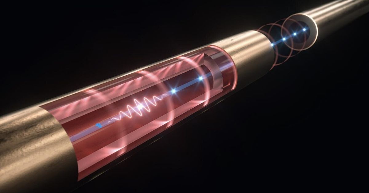 This Tiny Particle Accelerator Recycles Energy With Terahertz Waves