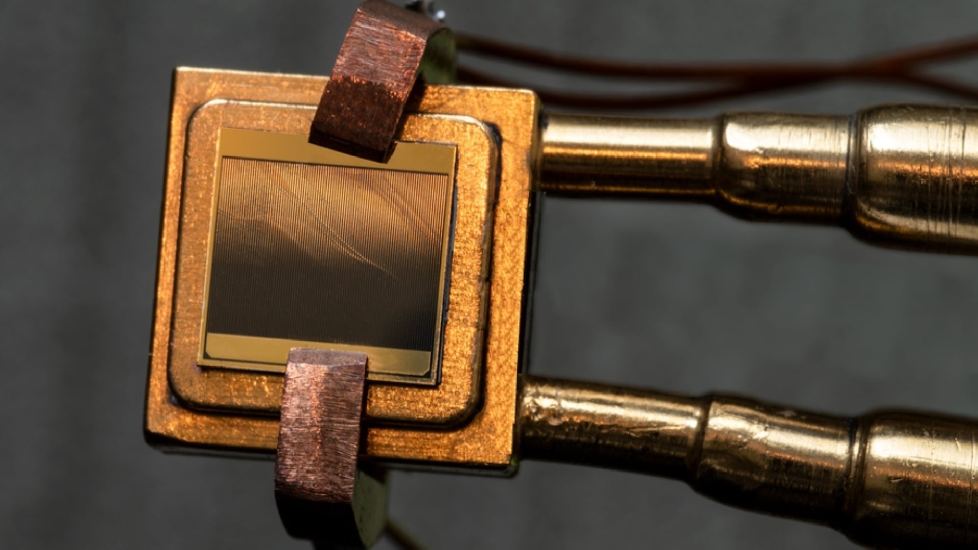 Researchers have developed a new heat engine with no moving parts