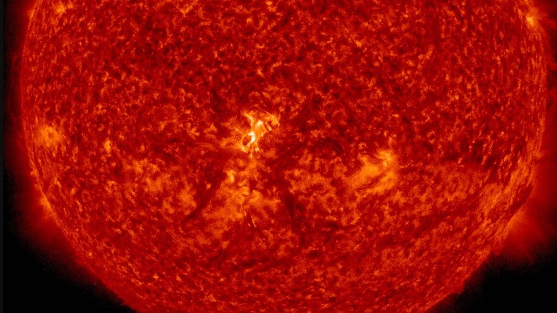 A 'corpse' sunspot just exploded, fired a plasma ball toward earth ...