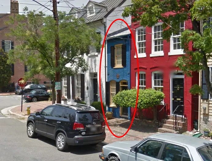 The Narrowest Buildings in the World Are "Spite Houses"