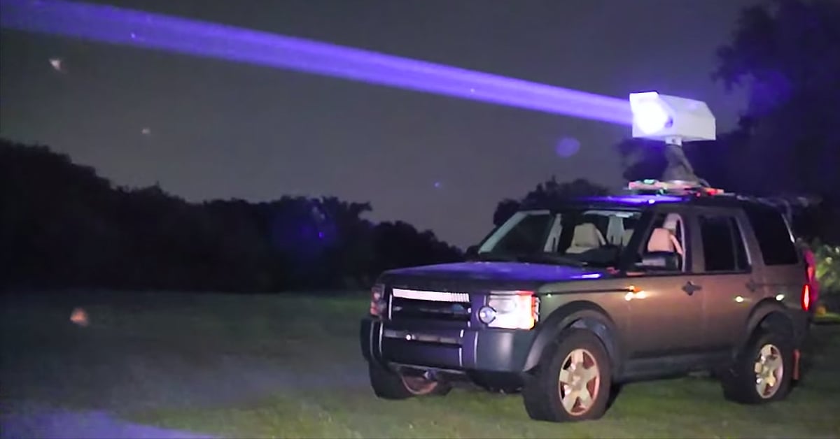 Guy Mounts Highly Dangerous 200-Watt Laser to the Roof of His Car