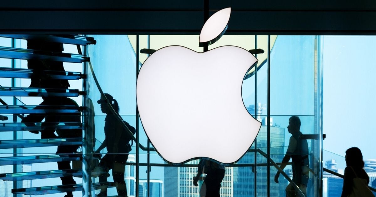 Apple Reinvents Eye-Tracking for Cheaper and More Efficient AR Glasses