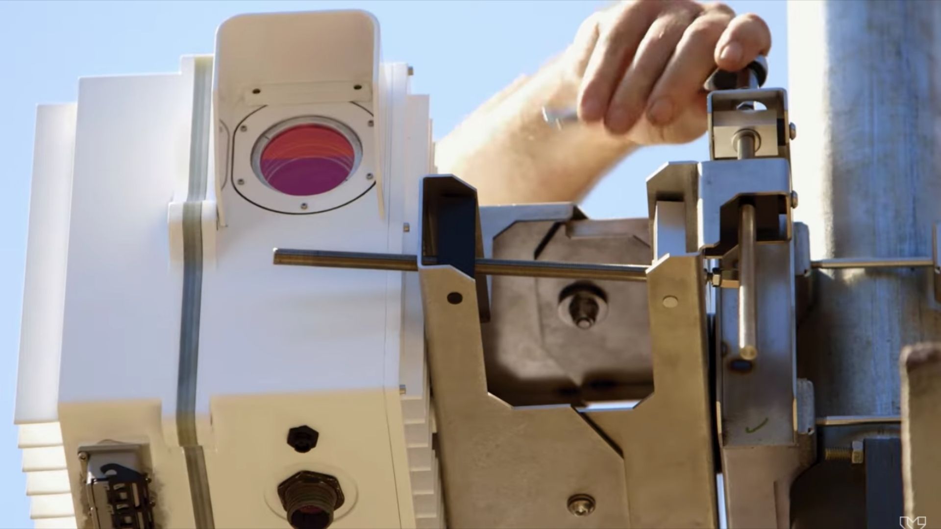 Alphabet's Project Taara Used Lasers to Transmit over 700TB of Data ...