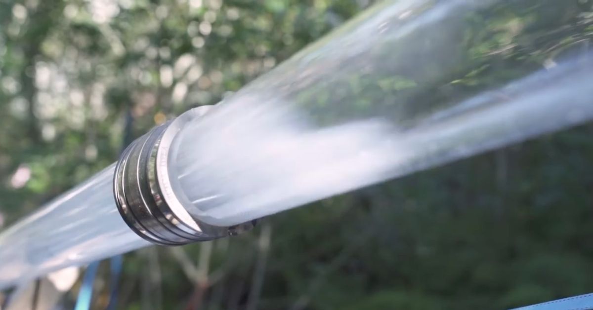 Engineers Develop Tube Fishway to Get Fish Over Dam Walls
