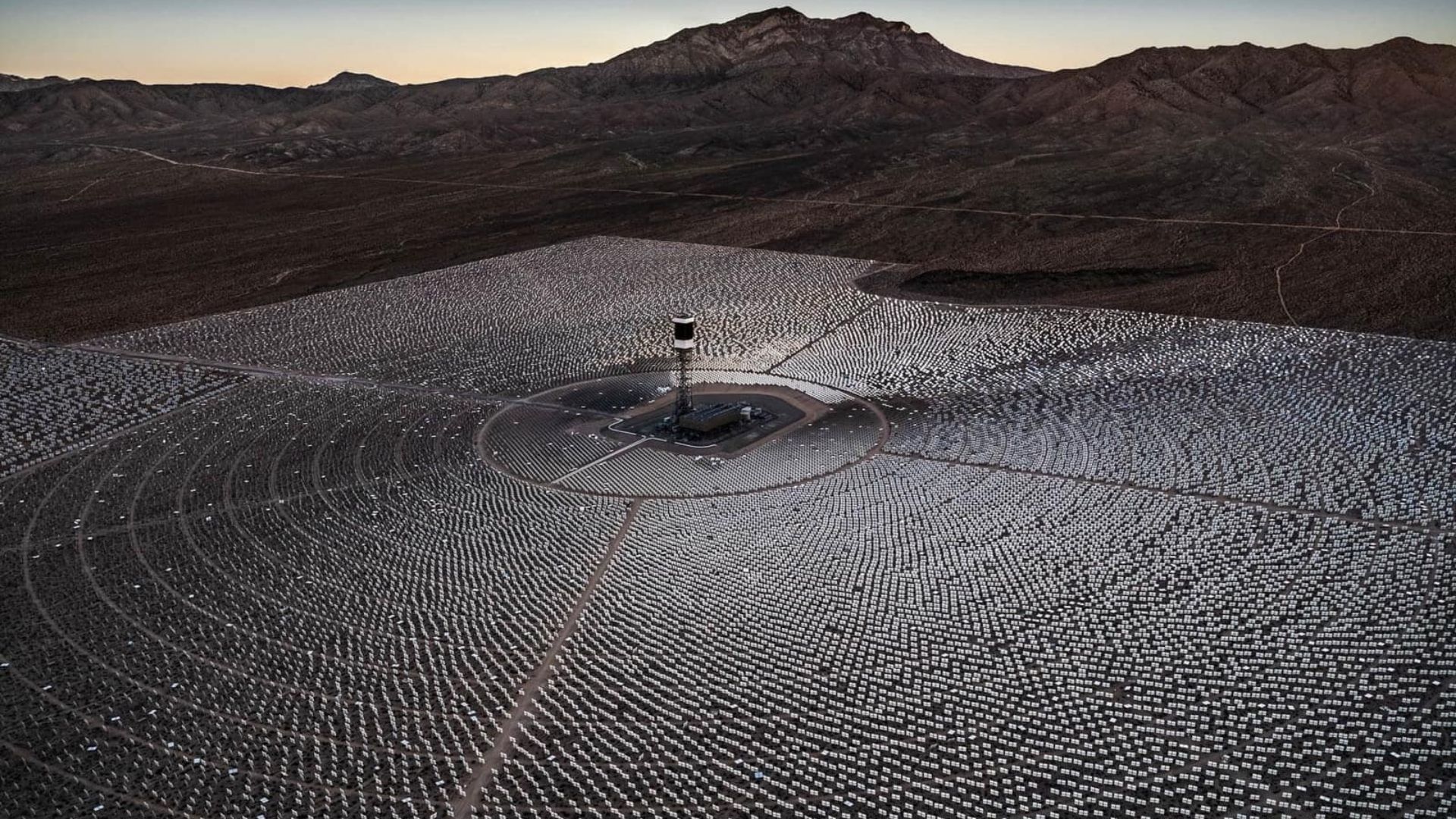An inspiring aerial photo series adds incredible depth to solar farm ...