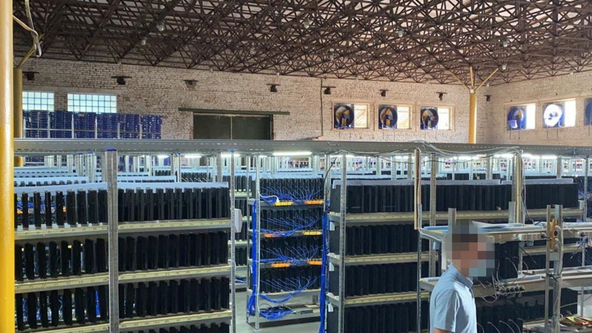 Illegal Crypto Mining Farm With Almost 5,000 Computers Busted in Ukraine