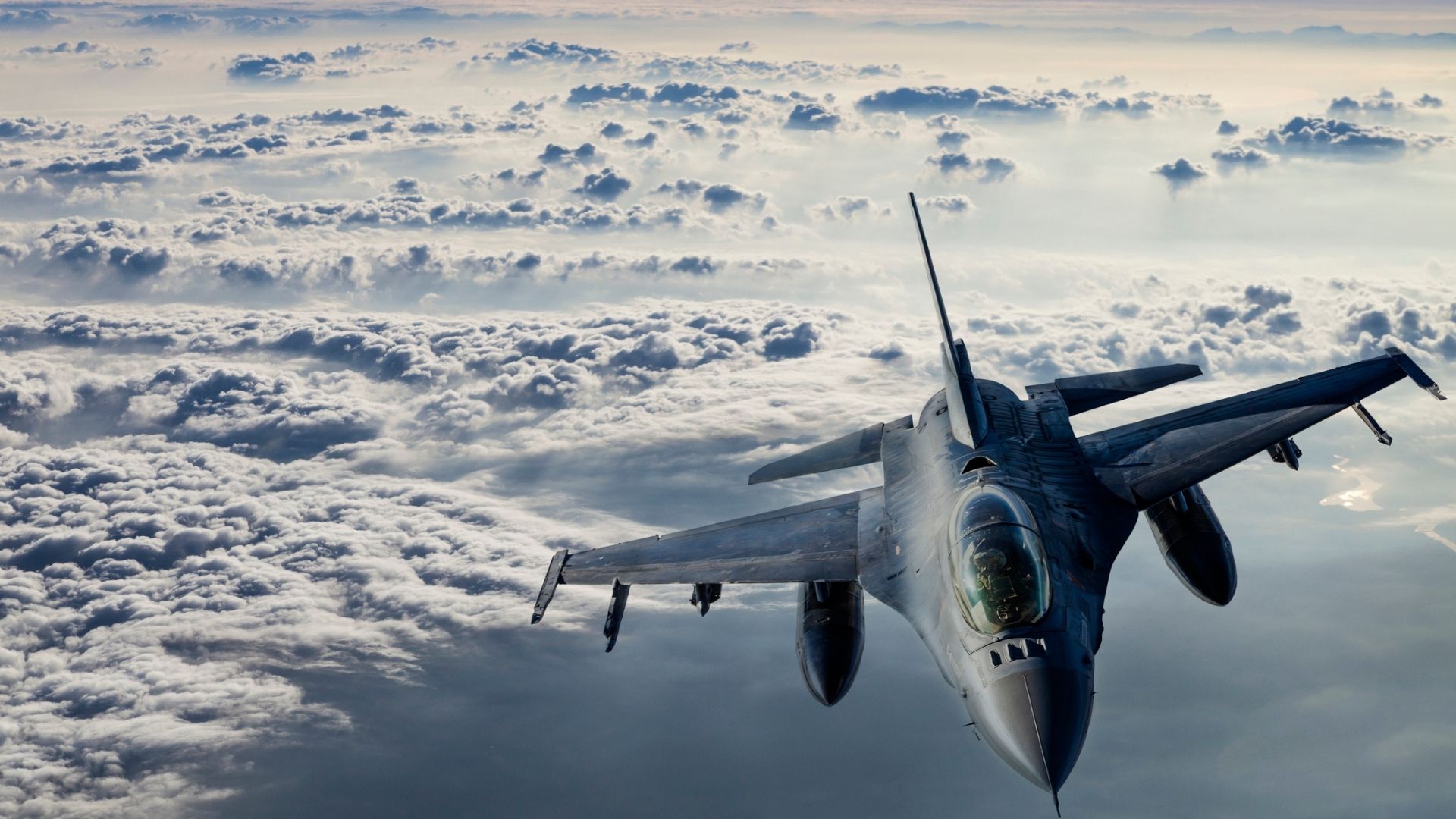 Two F-16 Pilots Pass Out Mid-Flight, Software Saves Them