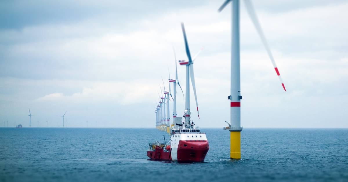 Electrified Vessels in the UK Could Soon Charge Offshore Thanks to New ...