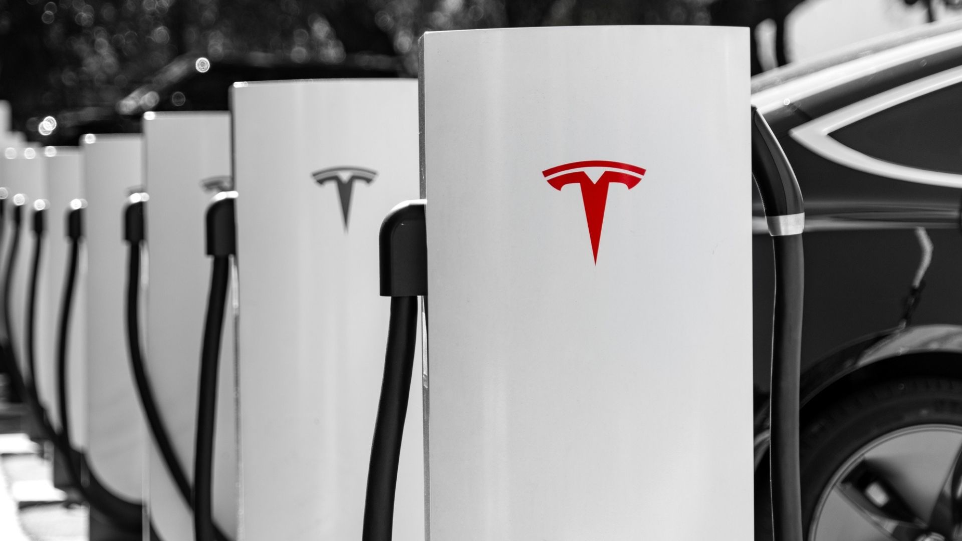 Tesla Files Trademark Application for Restaurant Services