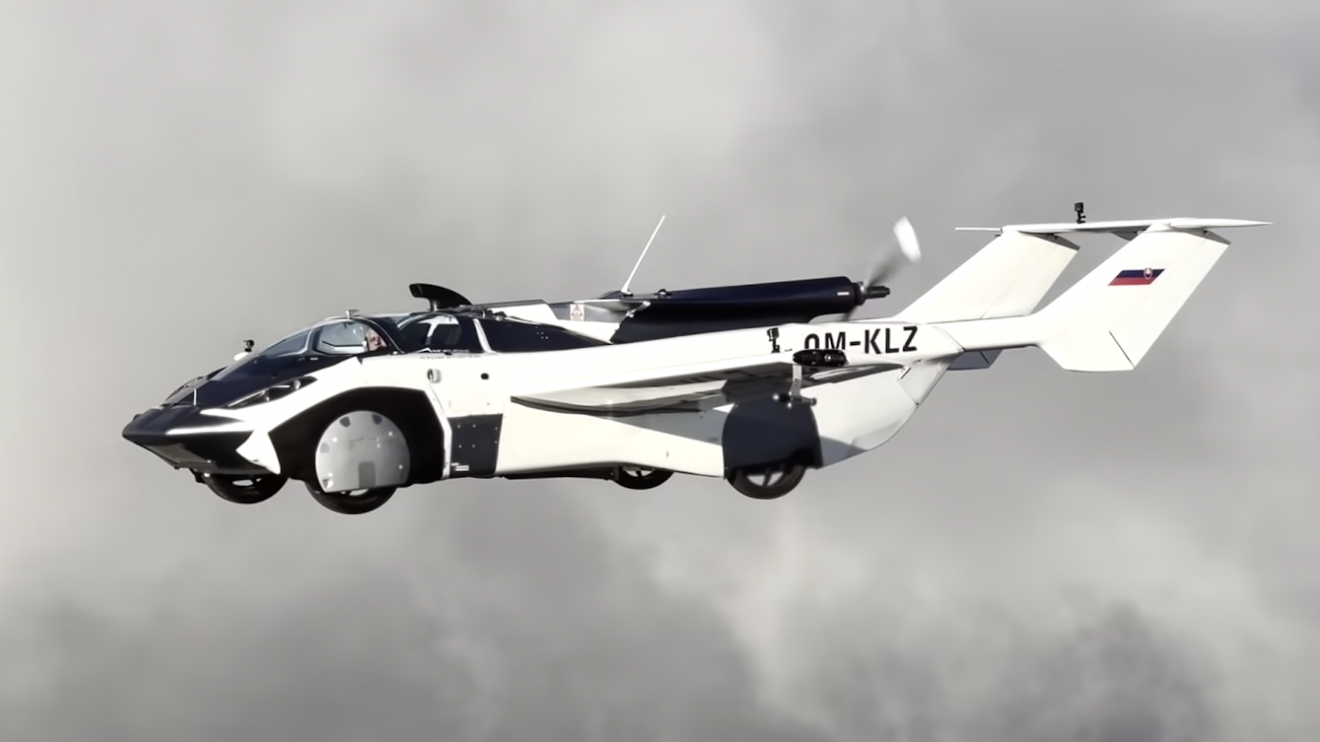A Flying Car Was Officially Cleared to Fly by Slovakia's Authorities