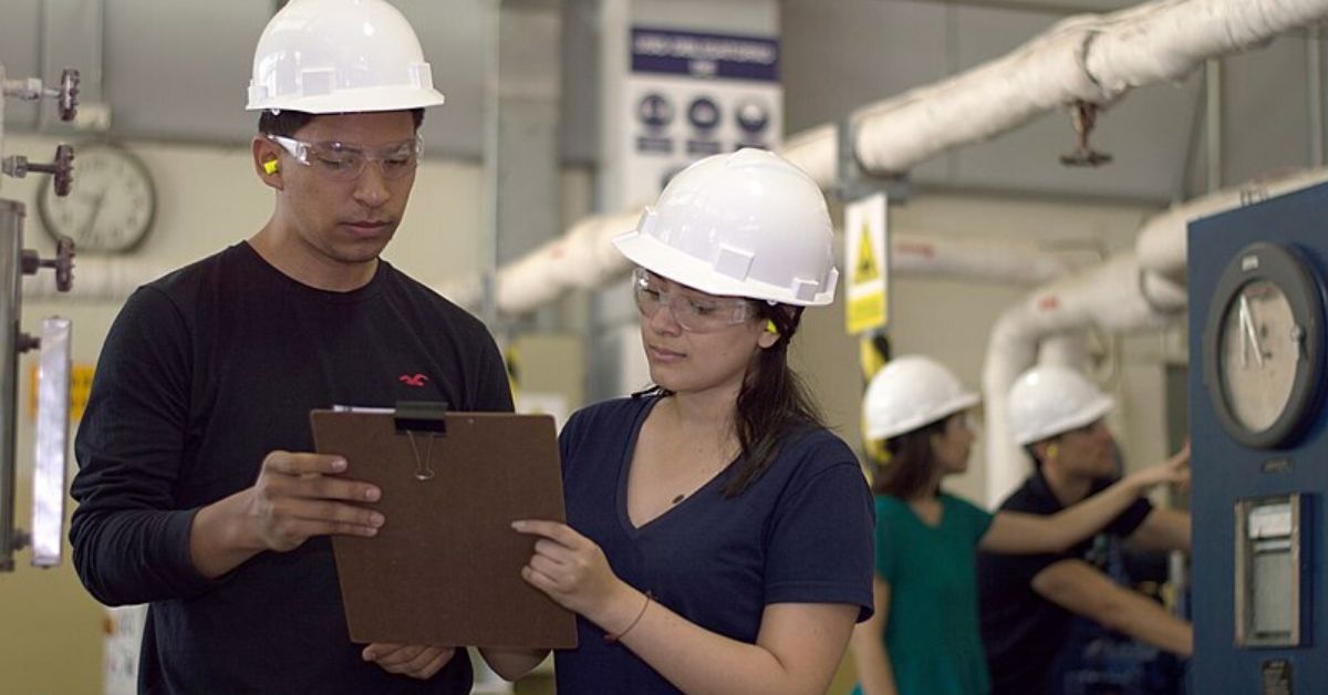 5 Crucial Skills to Hone for the Rising Engineer