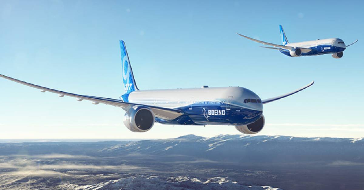 The New Boeing 777X Has Wings That Fold Up and the World's Largest Twin ...
