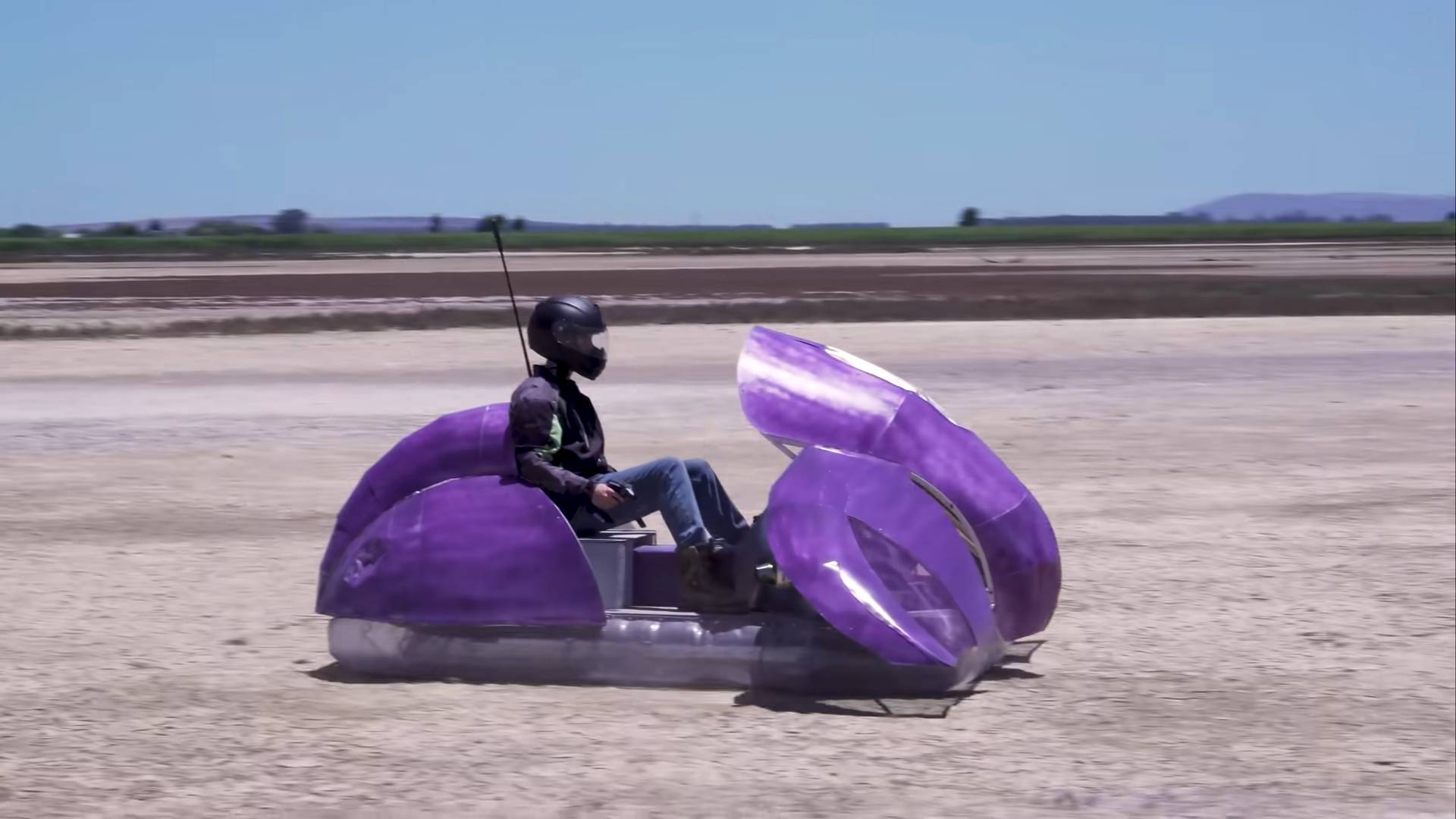 Tinkerer Builds A Real Life Jet-Propelled Hovercraft From the Video ...