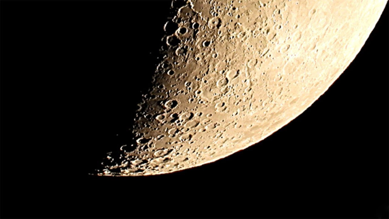New Nikon Camera Can Zoom to the Surface of the Moon
