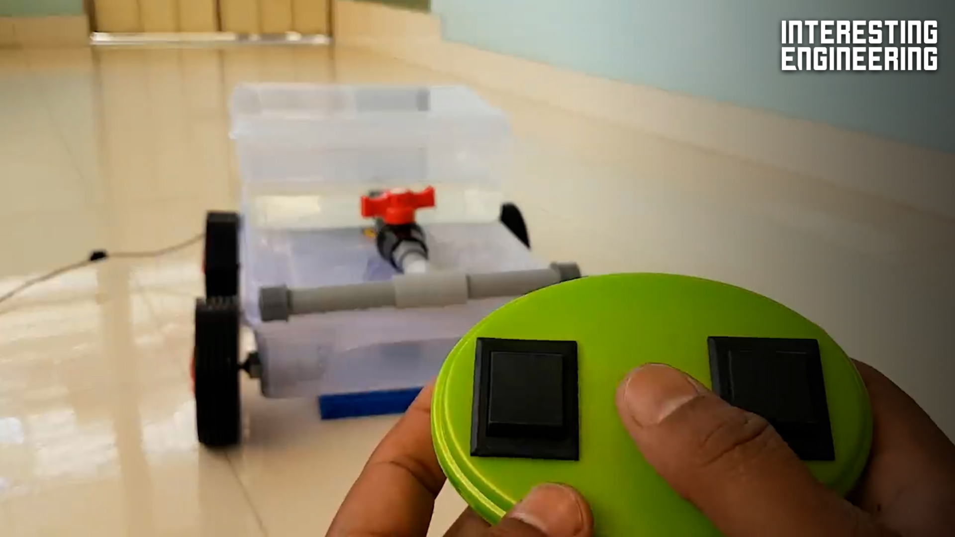 Make your own remote-controlled floor cleaner machine from scrap