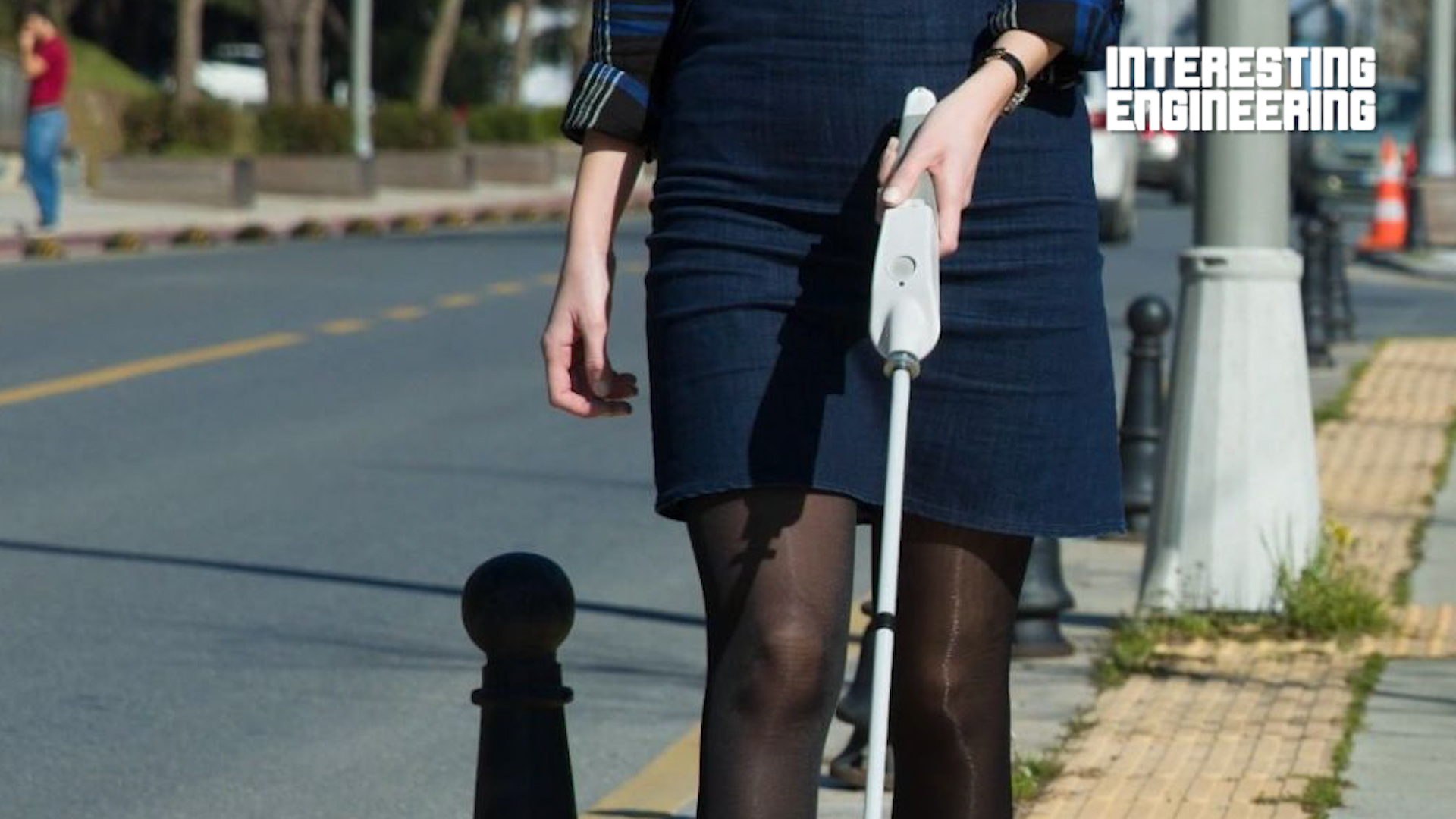 New Smart Cane Aims to Integrate Blind People More into Daily Life