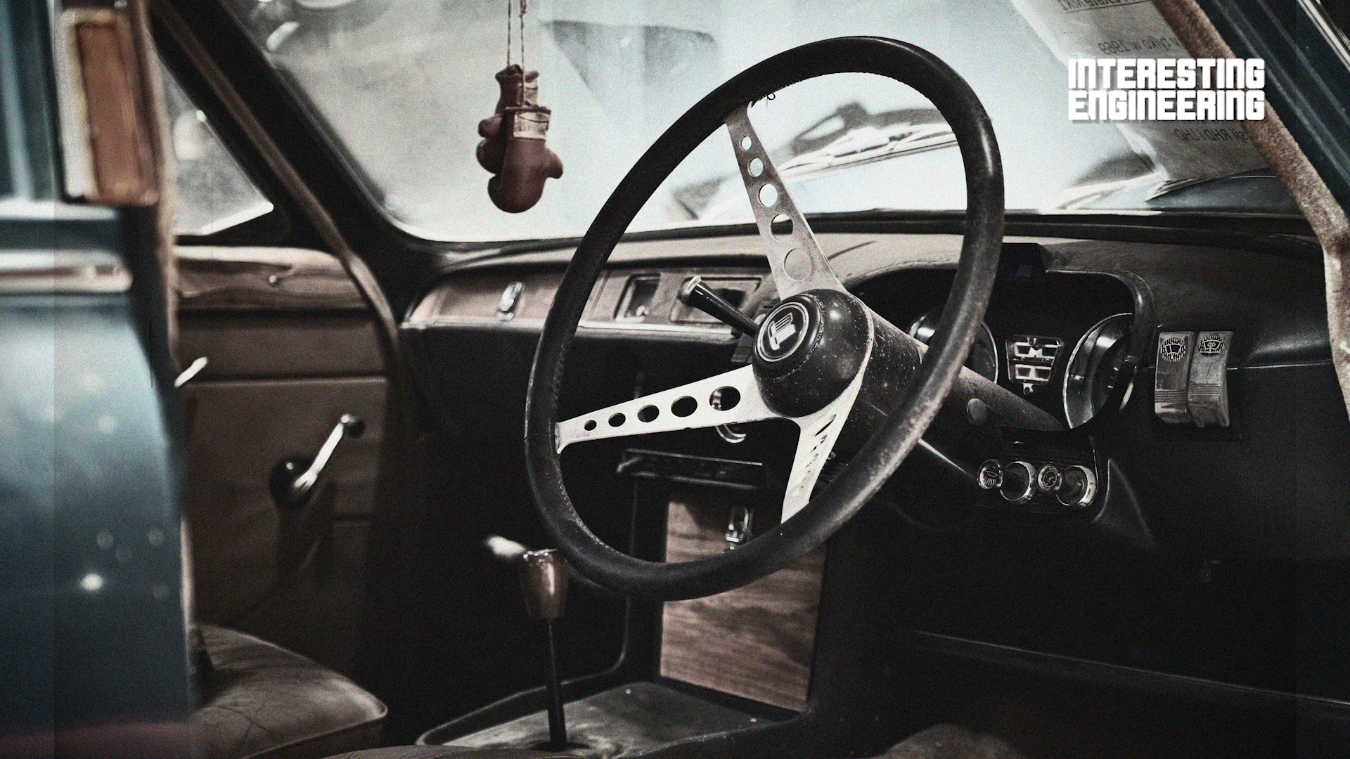 Why the British Drive on the Left When Most of the World Drives on the ...