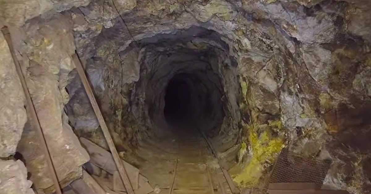 Explorer Travels 600-Feet Down Into an Abandoned Mine